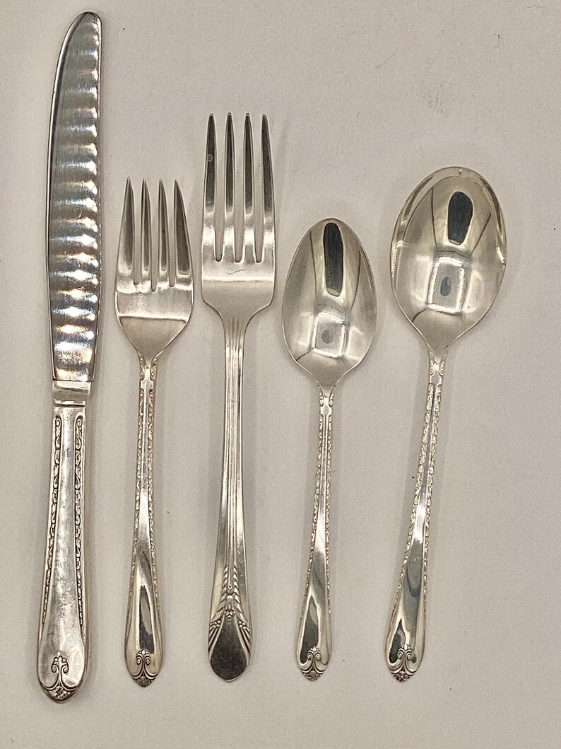 W.M. Roger’s Overlaid IS 36 Piece Flatware Set Antique Silverware Home ...