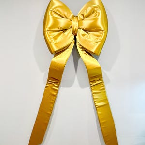 GIANT Bow for Door or Event Décor – Oversized Christmas Tree Bow ...