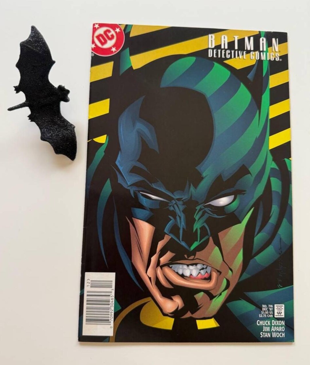 1997 -- BATMAN -- Detective Comics #716 - Vintage Old Comic Book 1990s ...