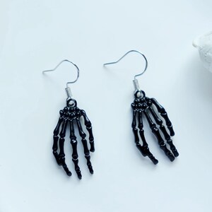 Skull Hand Halloween Earrings, Gothic Earrings, Spooky Skeleton Hand ...