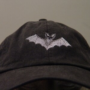BAT HAT - One Embroidered Men Women Flying Wildlife Baseball Cap ...