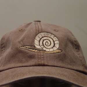 SNAIL HAT - One Embroidered Men Women Wildlife Baseball Gift Cap ...