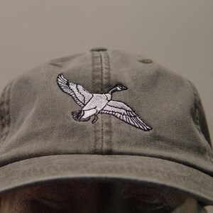 CANADA GOOSE Bird Hat - One Embroidered Men Women Wildlife Cap - Price ...