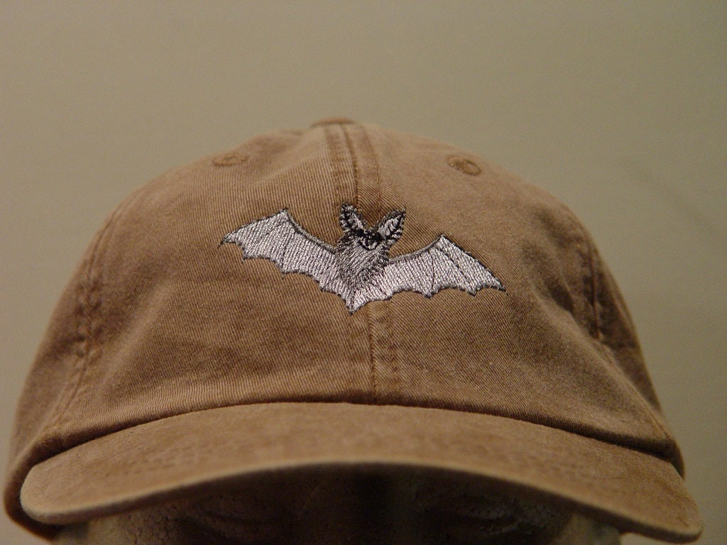 BAT HAT - One Embroidered Men Women Flying Wildlife Baseball Cap ...