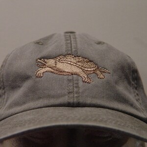 SNAPPING TURTLE HAT - Embroidered Men Women Wildlife Baseball Cap ...