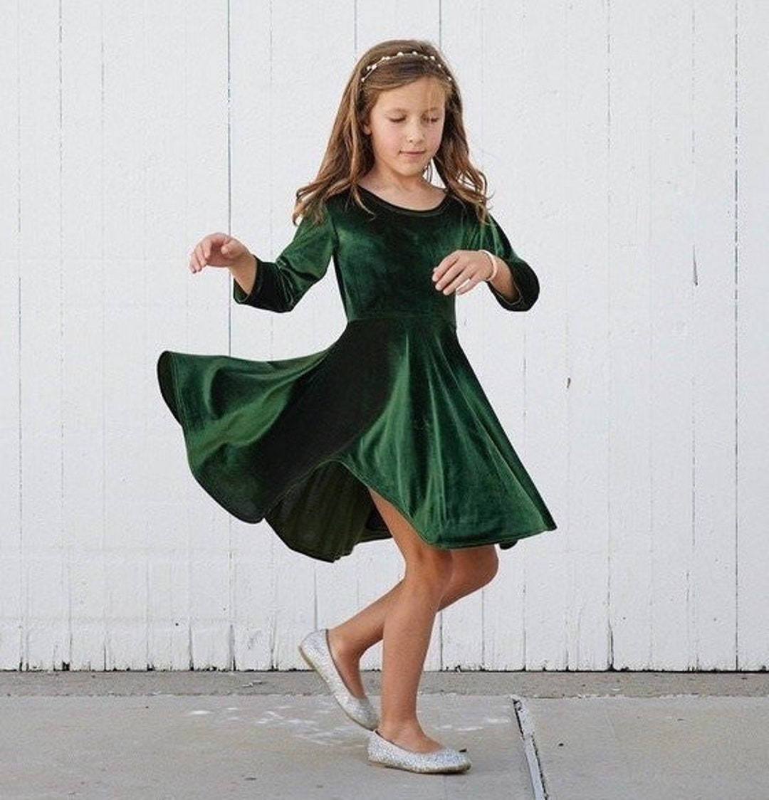 Mossy Green Velvet Dress for Fall Photoshoots for Girls Winter Dress ...