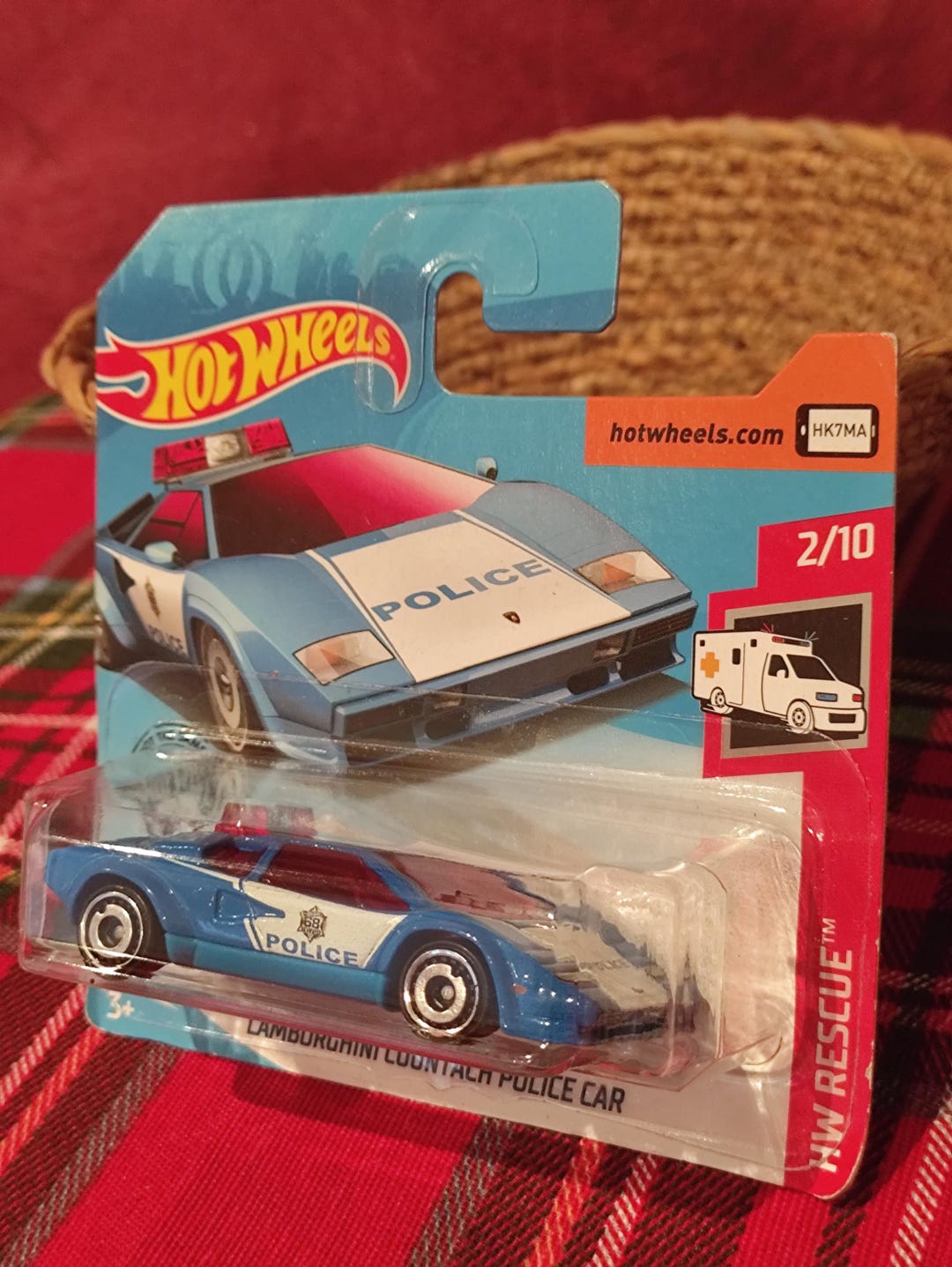 Hot Wheels Lamborghini Countach Police Car - HW Rescue Edition (2/10 ...