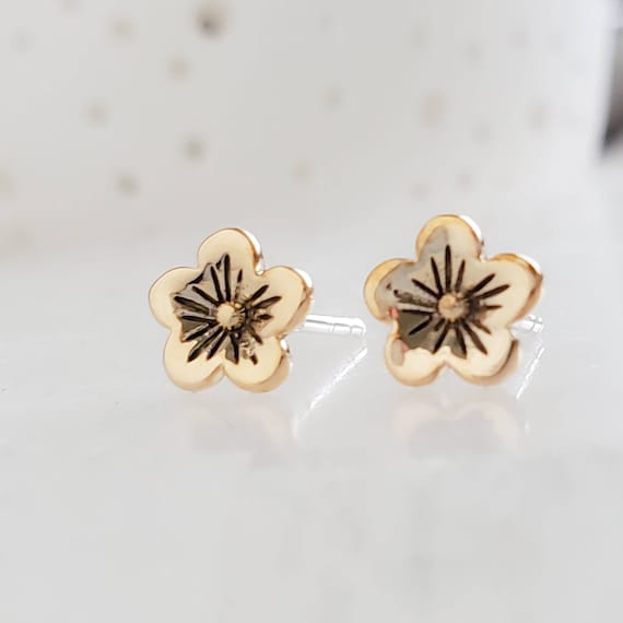 Etsy tiny stud earrings store
