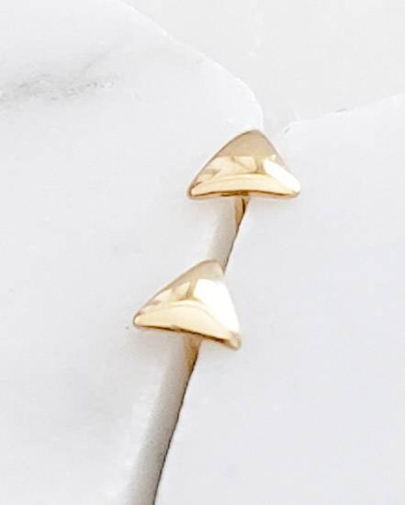 14k Gold Tiny Triangle Studs Delicate Studs Gold Triangle - Etsy