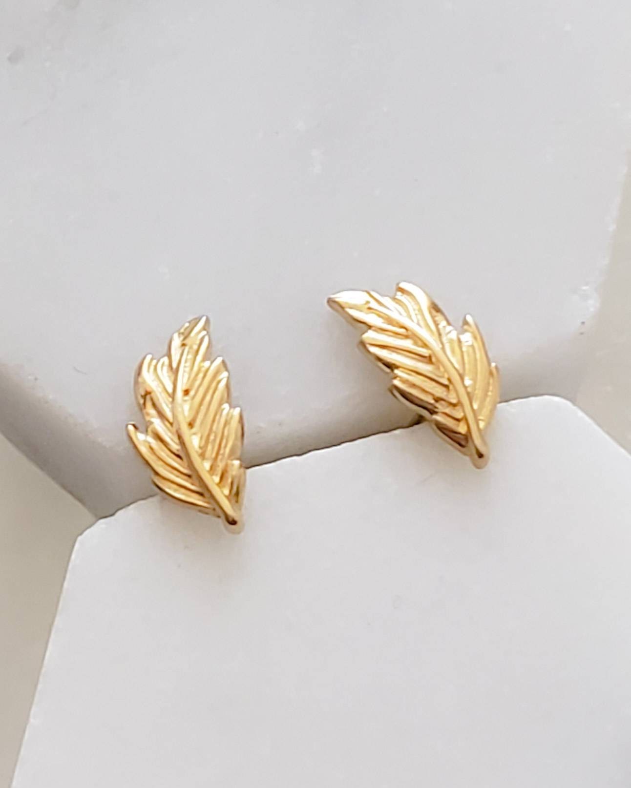14k Gold Feather Studs Tiny Geather Earrings Little Gold | Etsy