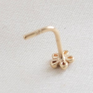 Tiny 14K Gold Flower Nose Stud With Tiny Diamond CZ Accent • Yellow ...