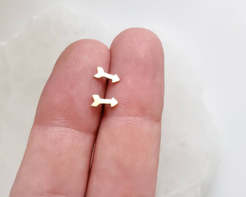 Tiny Gold Arrow Studs Small Stud Earrings Dainty Gold - Etsy