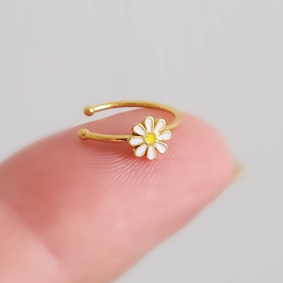 Dainty Daisy Nose Ring • Delicate Nose Hoop • Body Jewelry • Flower ...
