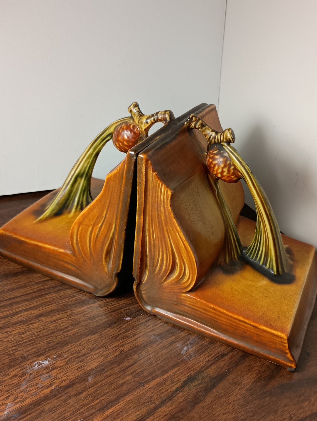 Roseville Bookends Pair Pinecone Pine Needles on Book - Etsy