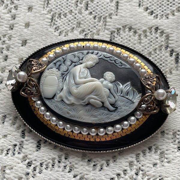 Black Cameo Jewelry - Etsy