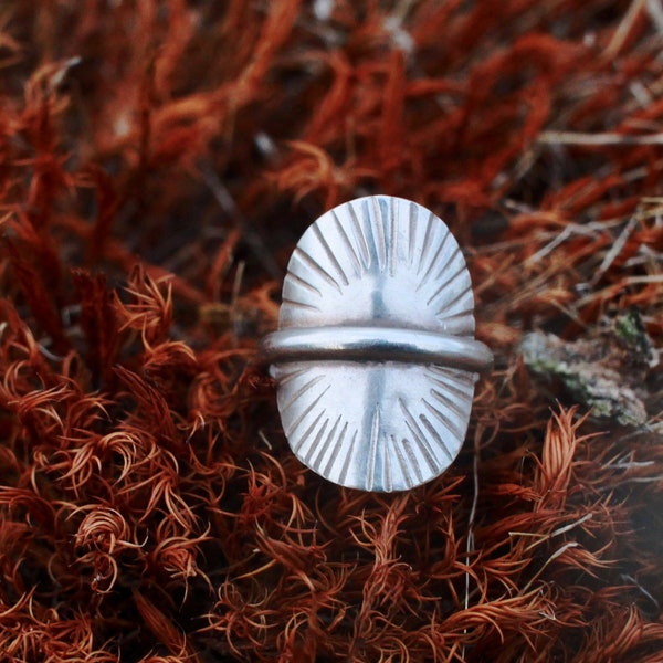 Shield Ring - Etsy