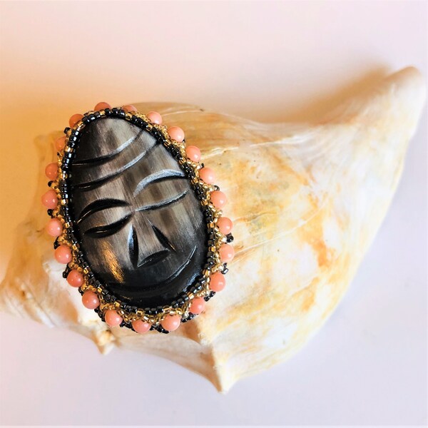 Face Mask Brooch - Etsy