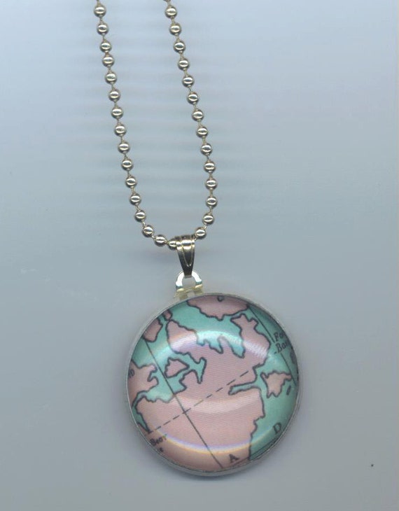 Vintage World Map Necklace Round Pendant Domed Glass … - Gem