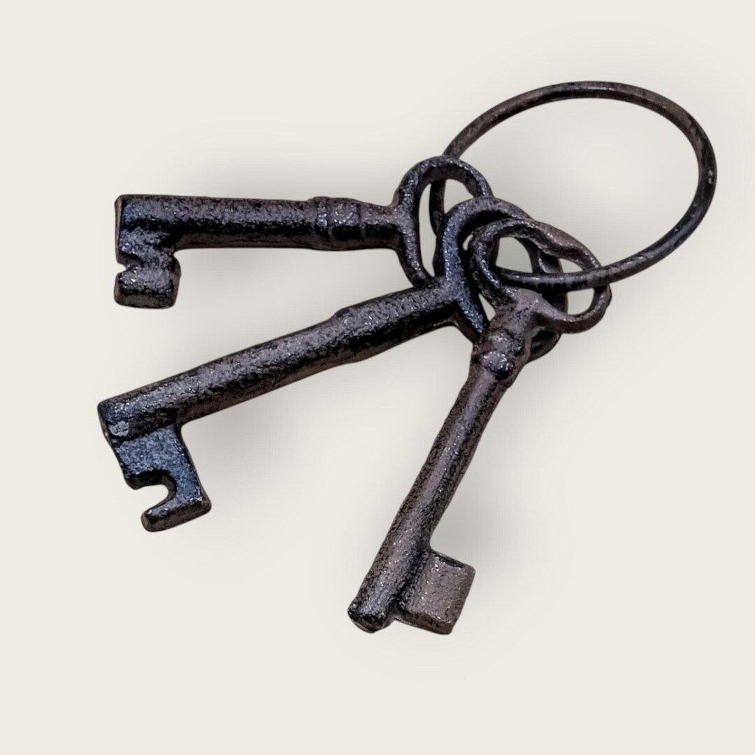 Jailhouse Keys Heavy Metal With Destressed Rusty Black Finish (3"-4 ...