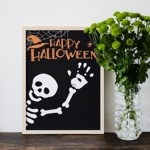 Halloween Skeleton Handprint Art, Printable Skull Craft for Kids ...