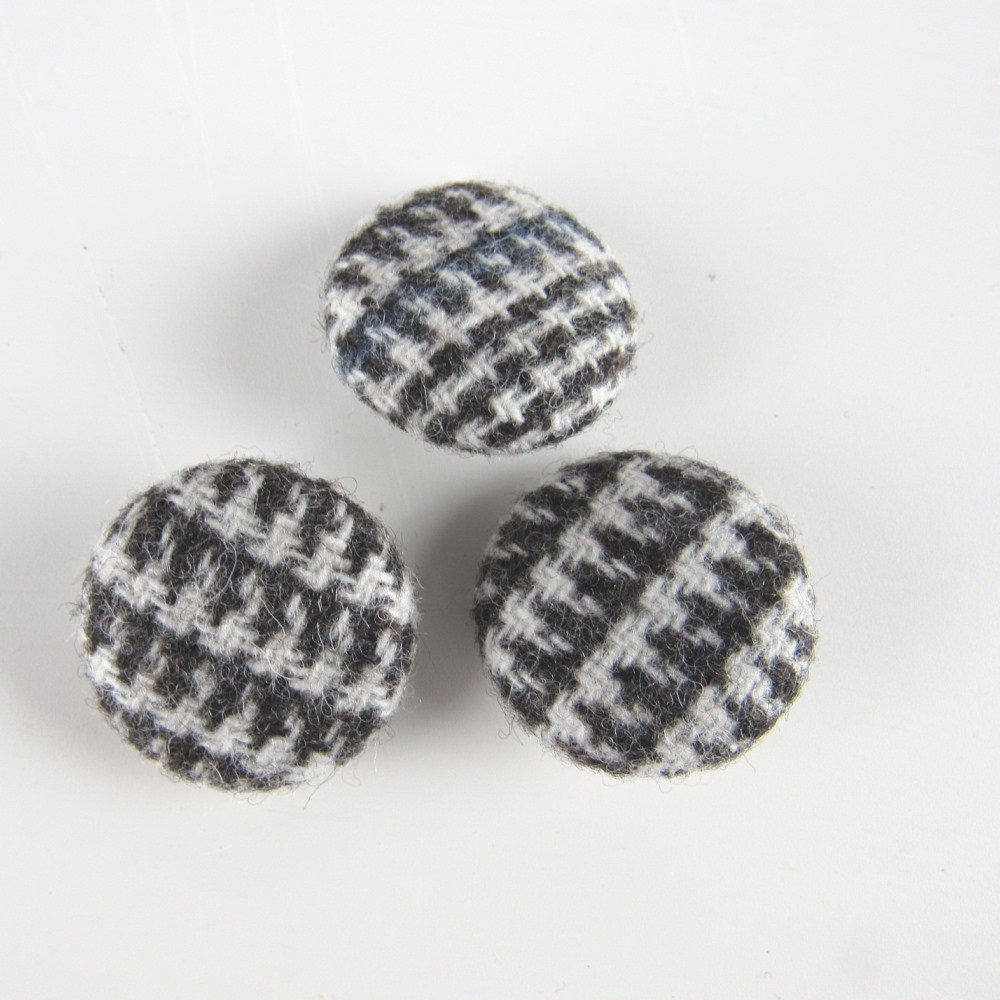 3 Small Black and Grey Dogstooth Tweed Fabric Buttons Buttons Paper ...