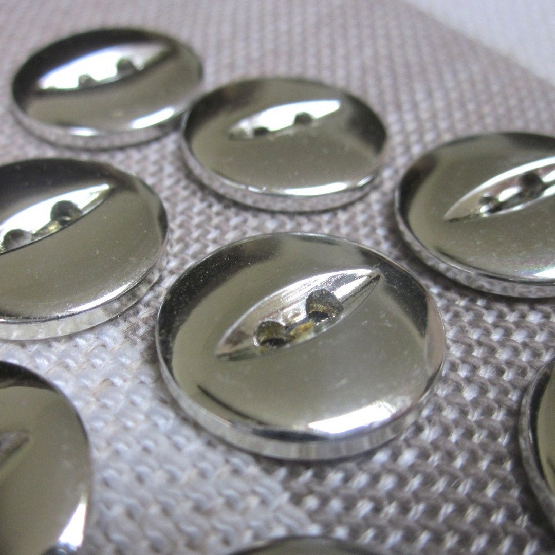 10 Silver Fisheye Buttons - Etsy