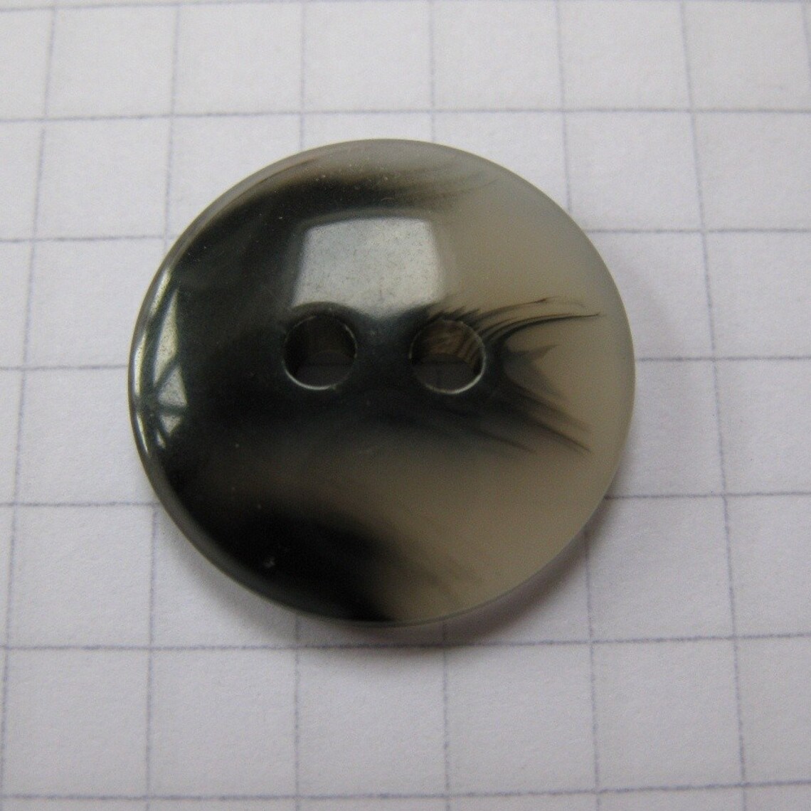 10 Black and White Marbled Buttons | Etsy