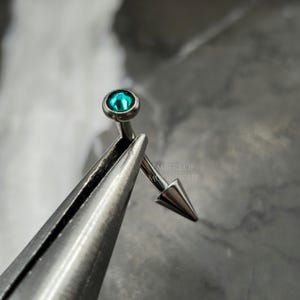 Spiked Vertical Labret Titanium Jewelry, Emerald Green Swarovski ...