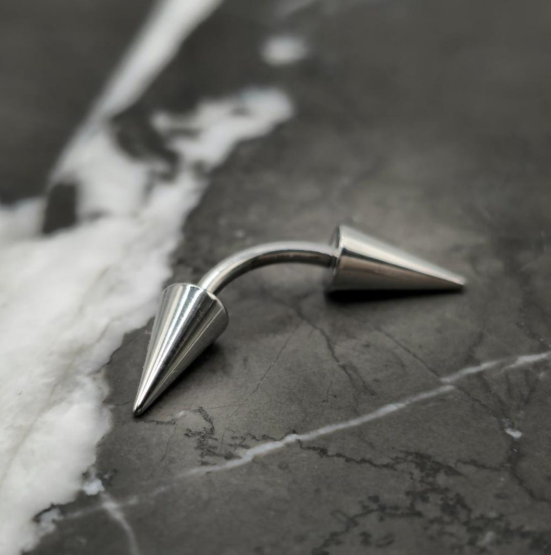 12g, 14g, 16g, 18g Large Spike Titanium Eyebrow Curved Piercing Barbell ...