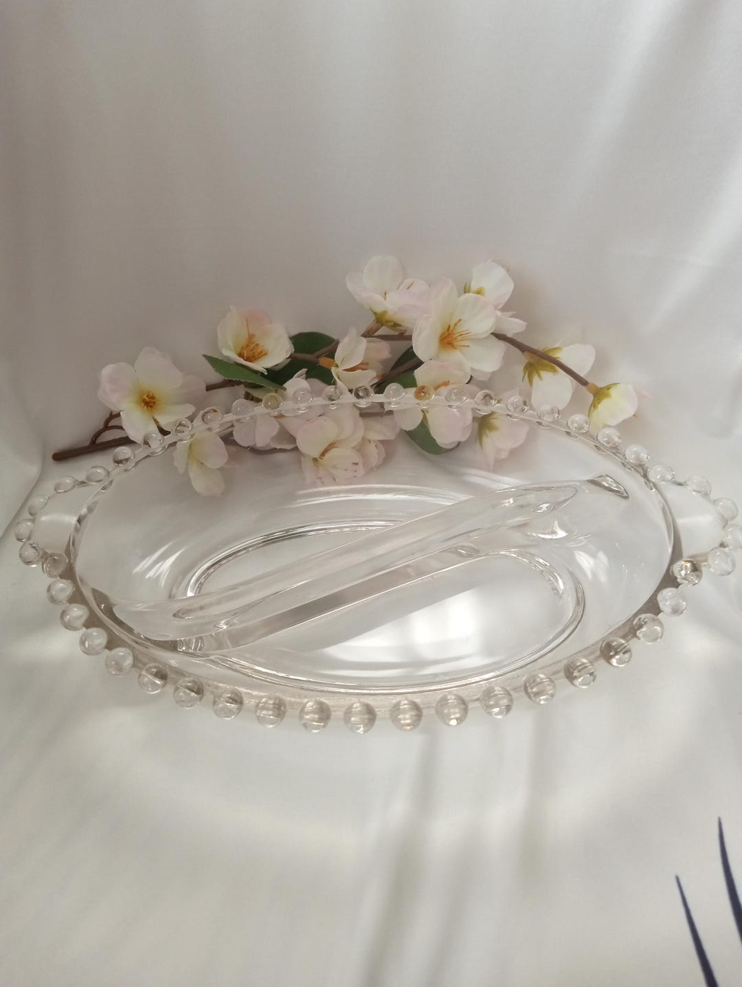 A Beautiful Imperial Candlewick Pattern Oval Divided Dish or Candy Dish ...