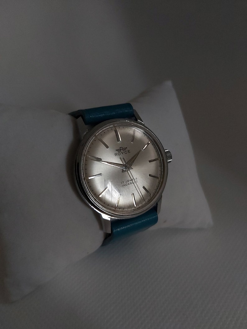 Vintage Royce 17 Jewels - Incabloc - Wind-up Mechanical Watch - 1970s ...