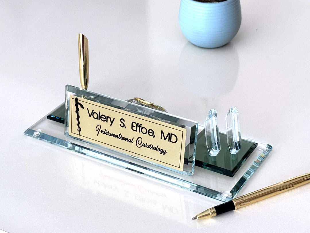 Custom Doctor Desk Nameplate With Medical Symbol | Personalized Crystal ...