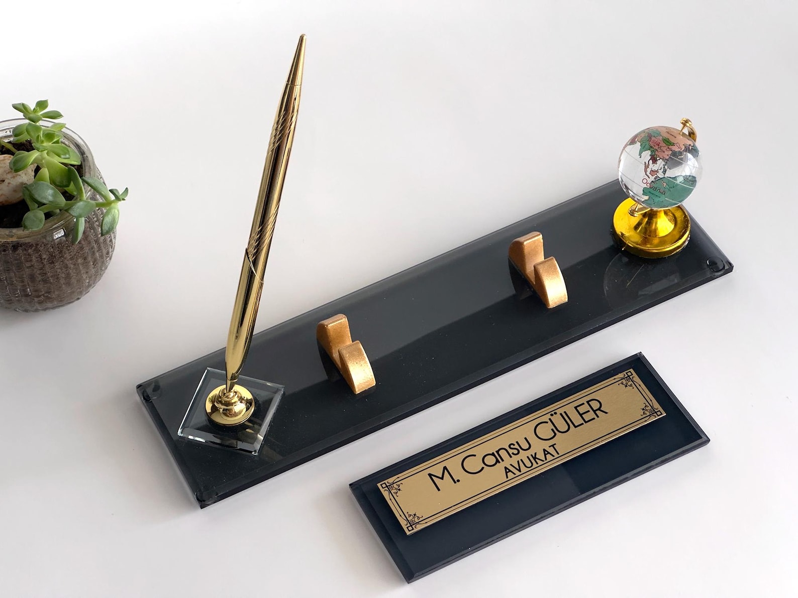 Doctor Name Sign With Colorful Crystal World Globe , Doctor Name Plate ...