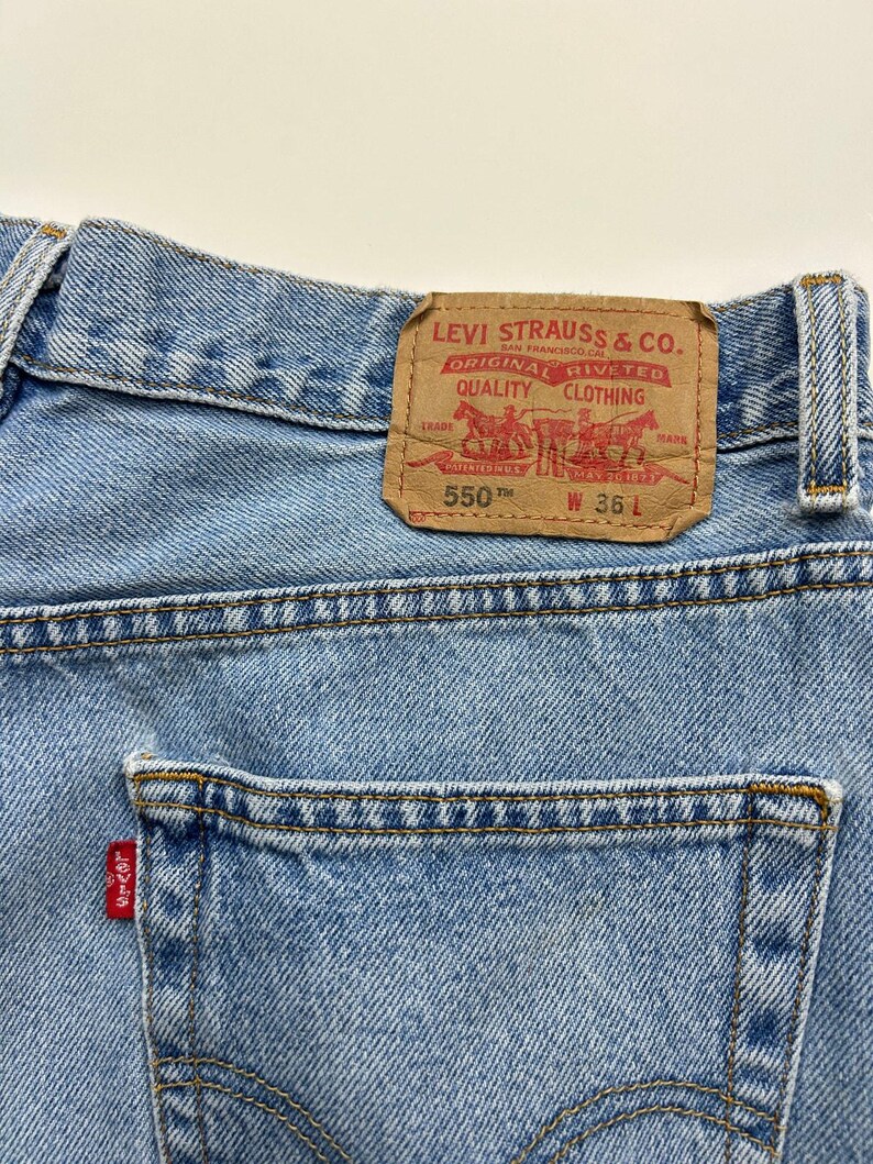 Vintage Levis Red Tab 550 Relaxed Fit Light Stone Wash Jorts Jeans Size ...