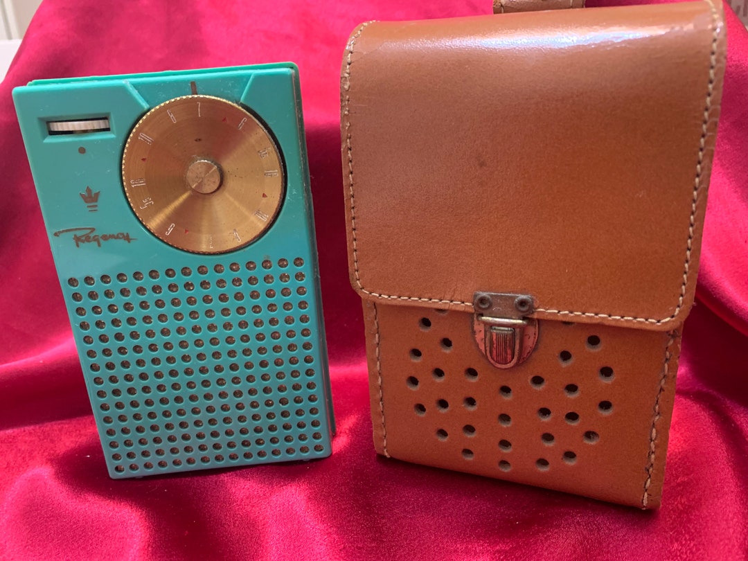 Vintage Regency Transistor Radio With Date Stamp 1960s Collectible Rare ...