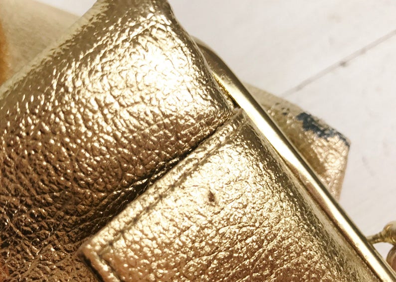 Vintage Gold Metallic Handbag and Wallet - Etsy Vintage Gold Metallic Handbag and Wallet - Etsy