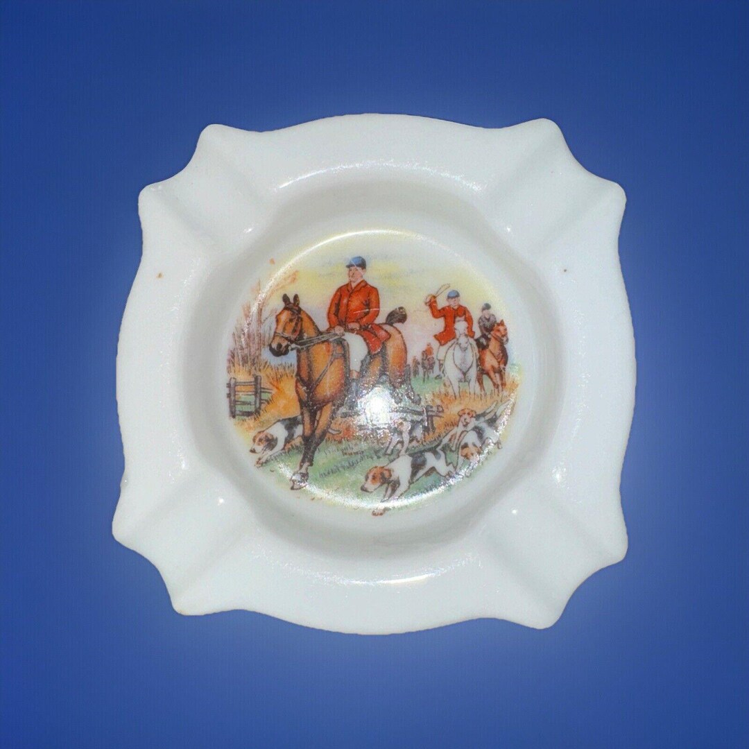 Vintage Fox Hunting Scene Small Ashtray Gold Castle Japan Equestrian ...