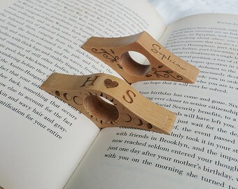 Personalized Wood Book Page Holder, Thumb Page Spreader, Thumb Page ...