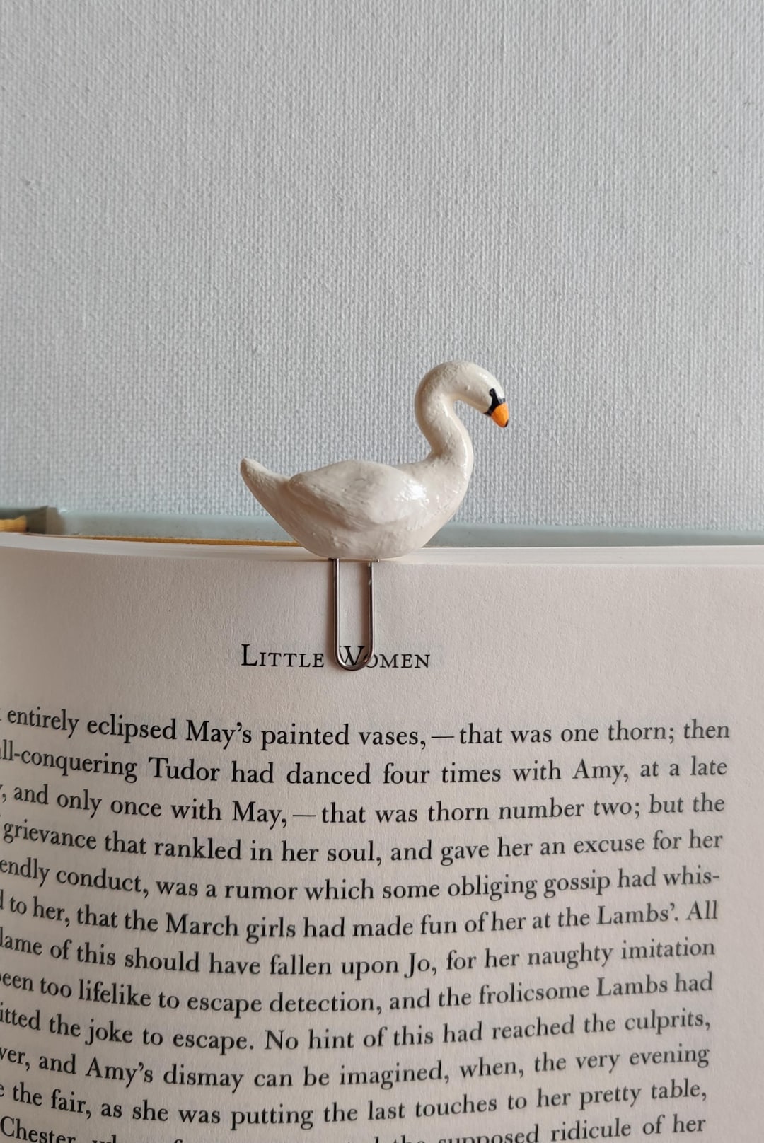 Clay Bookmark Paperclip Figurine | Swan | Cute | Minimal | Bookish - Etsy