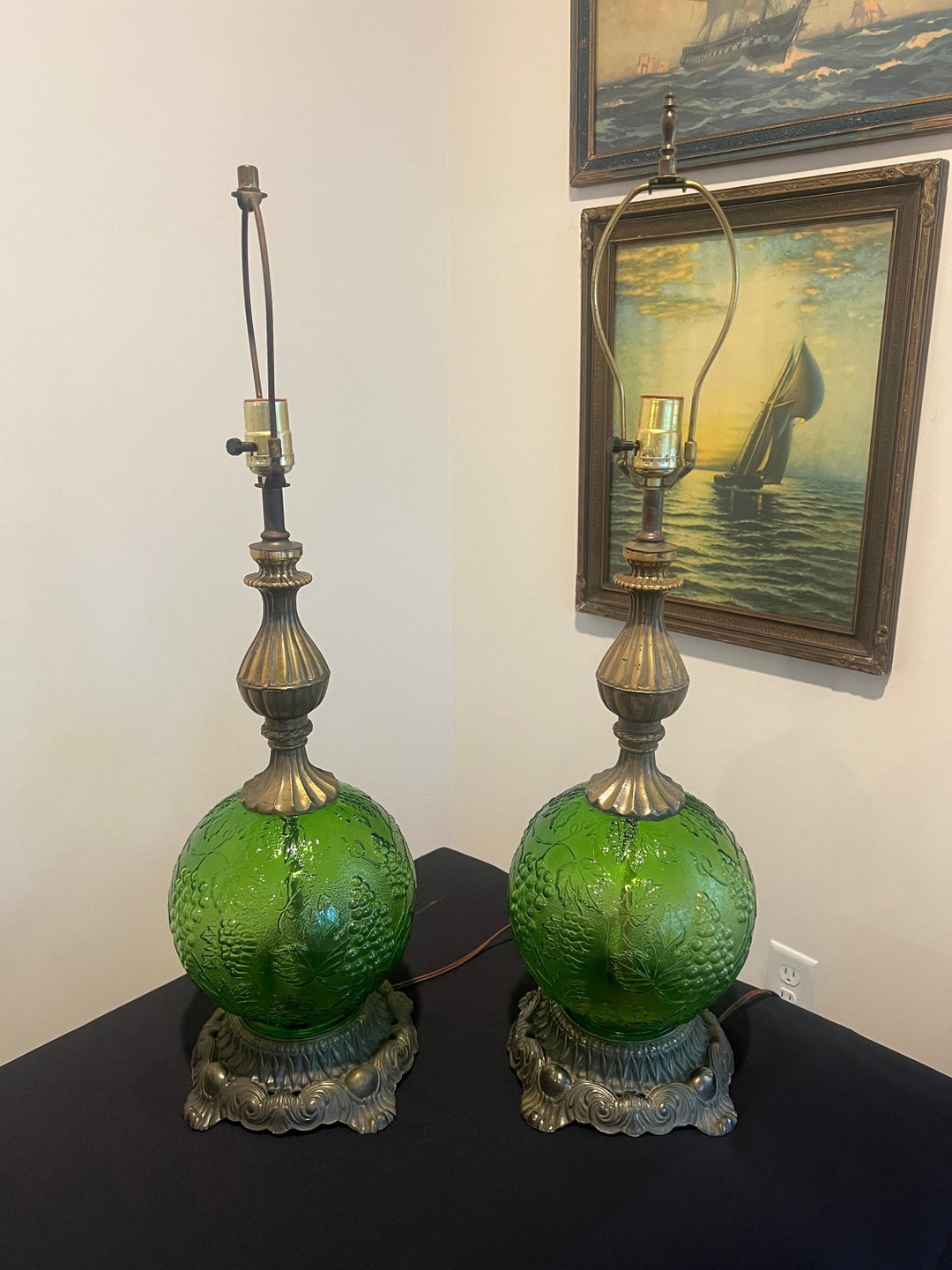 Set of 2 Vintage Accurate Casting Green Glass Lamp Glass Globe Lamp Mid ...