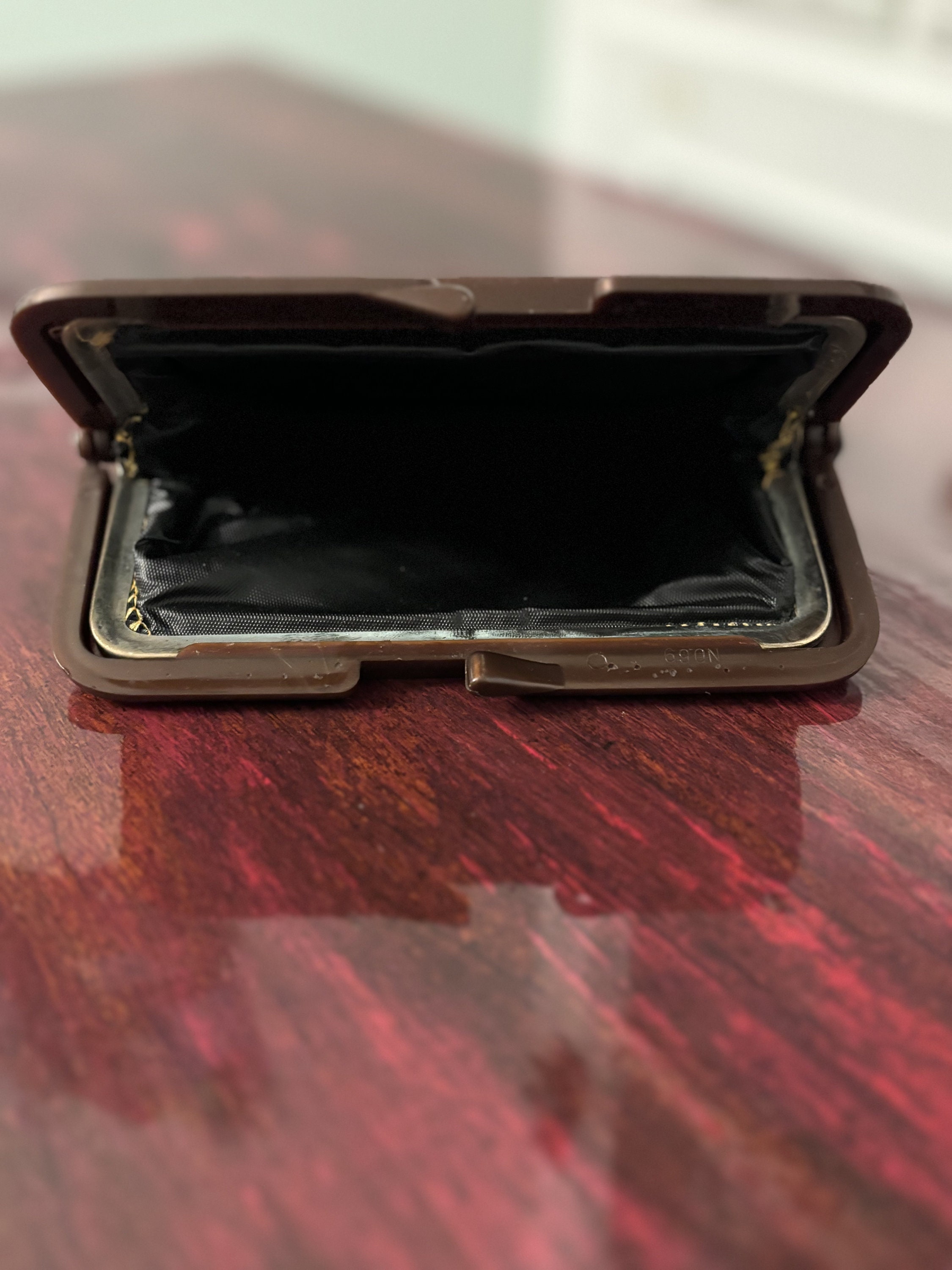 1950's Tapestry Snap Change Purse Vintage Floral Snap Clutch| Vintage ...