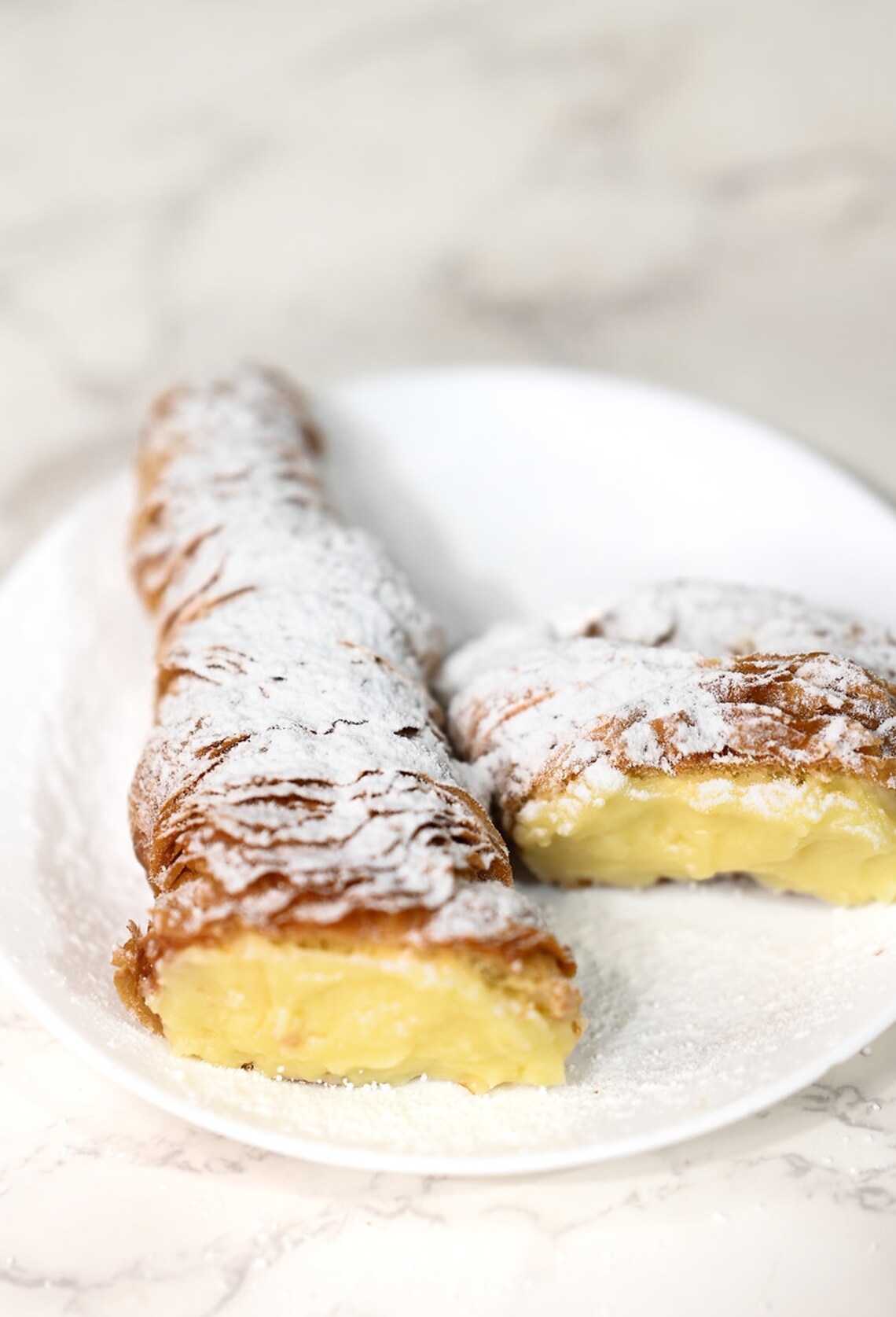 DIY Lobster Tail Pastry Kit (4) – Bavarian Cream Filled, Delicious ...