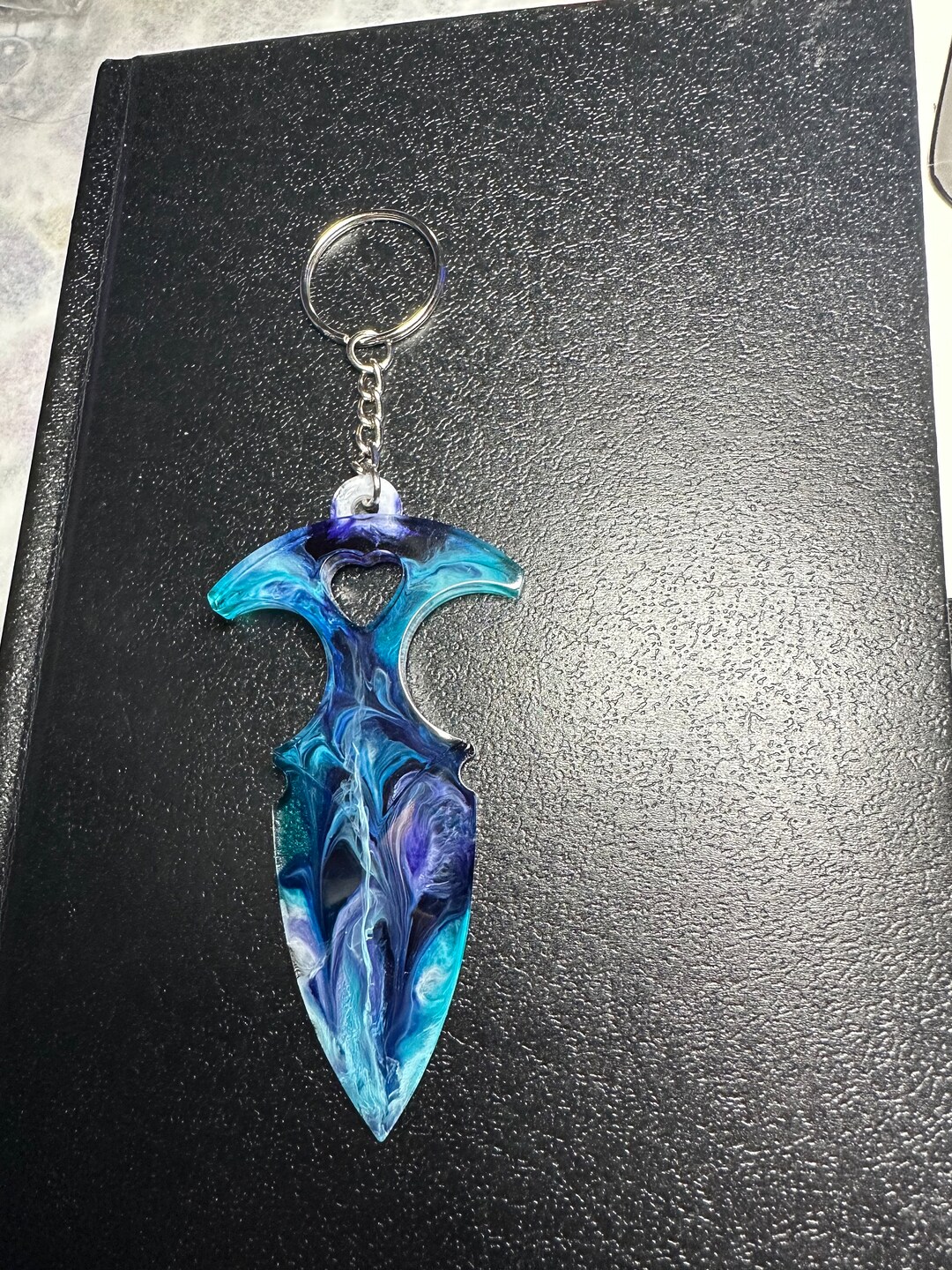 Homade Cosplay Resin Dagger Keychain, Anime, Heart Dagger - Etsy
