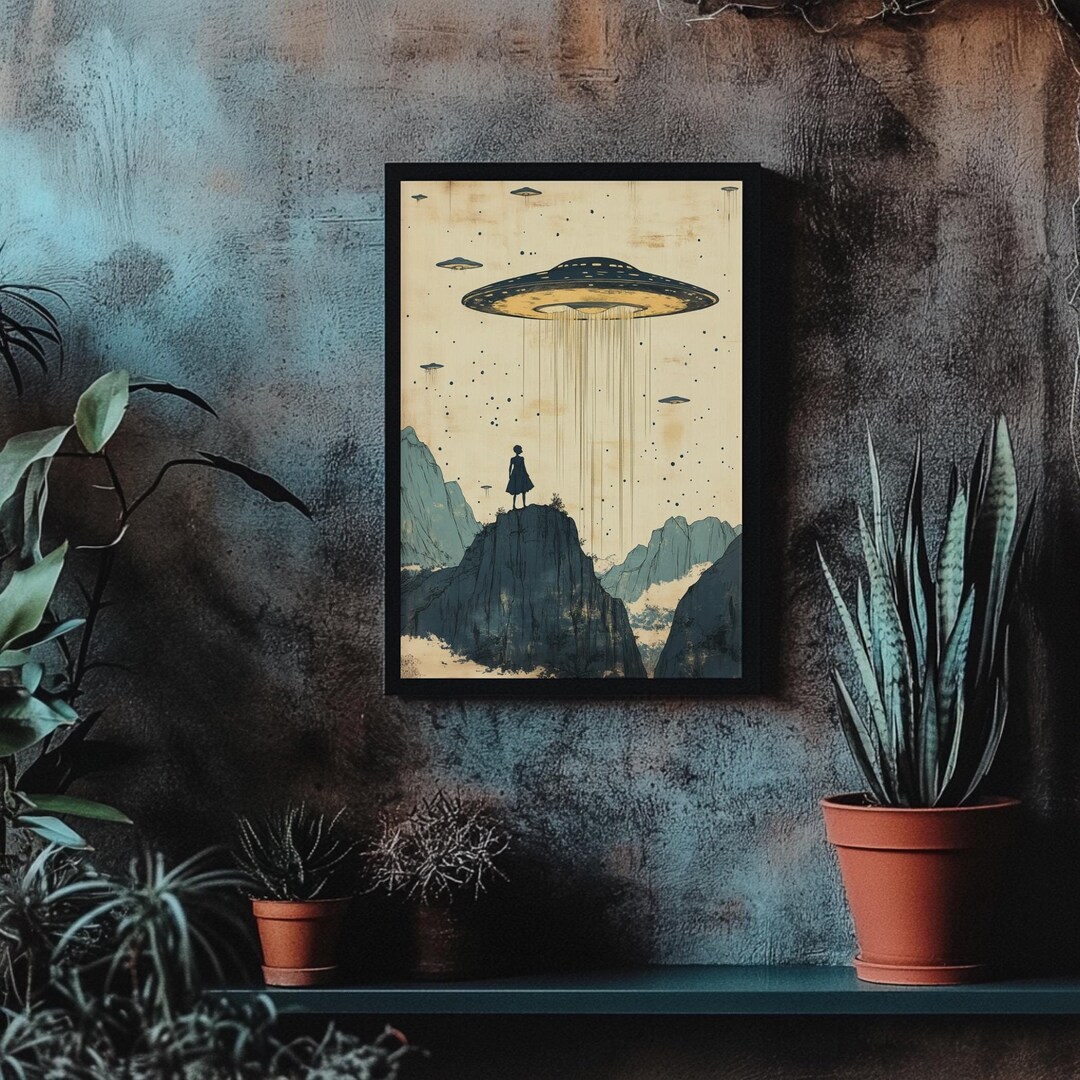 Vintage UFO Print Retro-futurism Flying Saucer Traditional Japanese ...