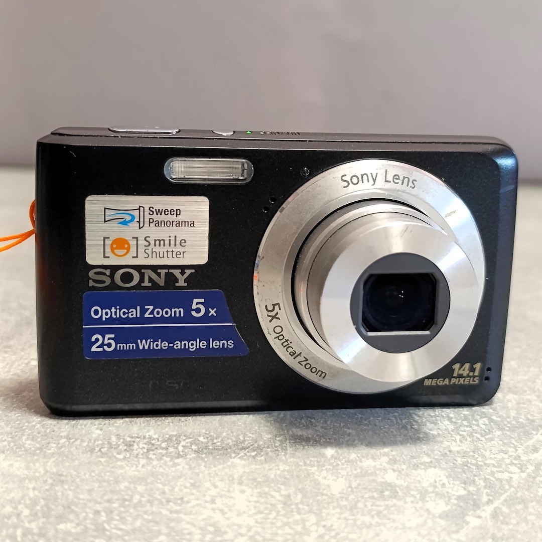 Sony Cyber-shot DSC-W520 14.1MP Compact Digital Camera Black Ready to ...