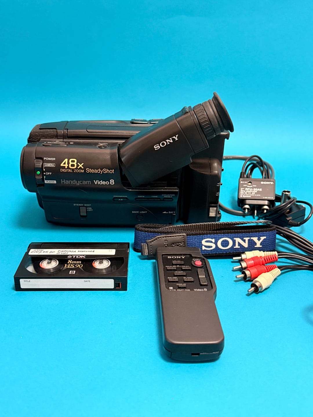 Sony CCD-TR550E Video8 Camcorder | Vintage Sony Handycam: Tested ...