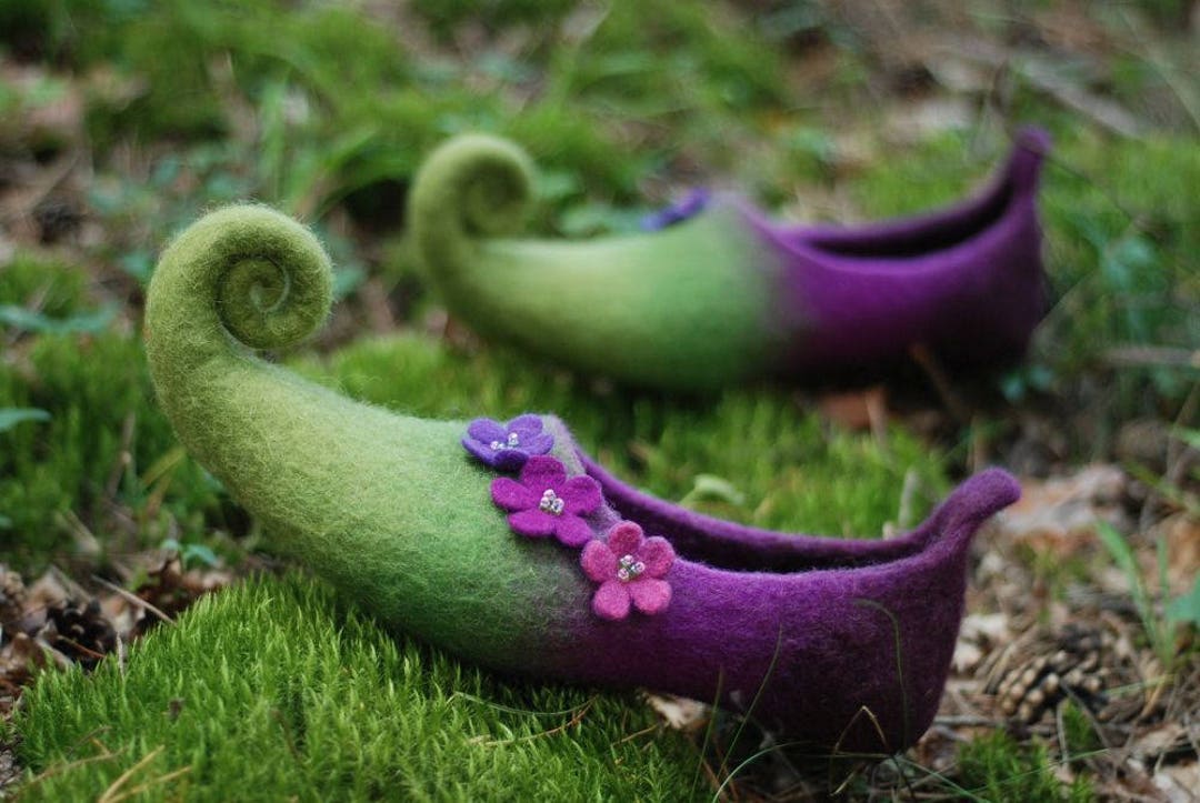 Fairy Shoes Made of Wool, Green Purple Pixie Shoes, Custom Made, Any ...
