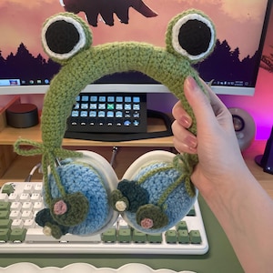 Crocheted Frog Headphone Cover Pattern - Etsy
