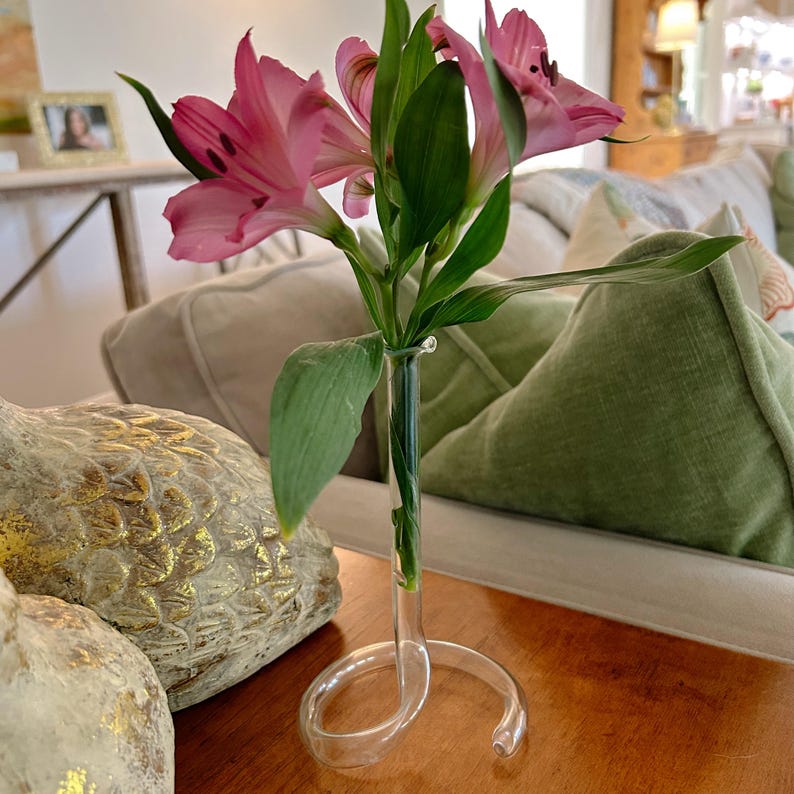 Vintage Glass Bud Vase - Etsy