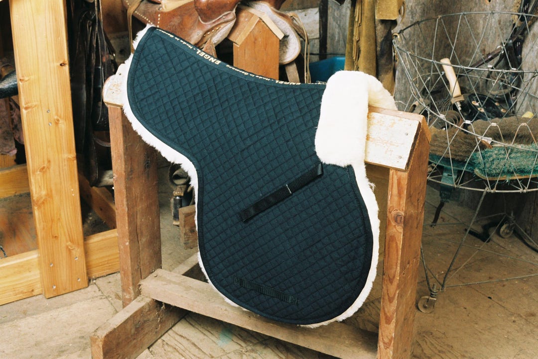 All Purpose Numnah With Pommel Roll and Complete Lining - Etsy